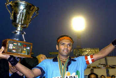 પૂર્વ હોકી ખેલાડી સંદિપ માઇકલનું 33 વર્ષની વયે નિધન | former indian ...