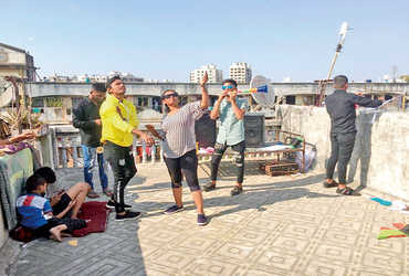 જાહેરનામાનું સુરસુરીયું ,ચાઈનીઝ દોરી અને તુક્કલોનો ધૂમ વેપલો ...