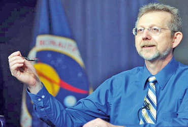 નાસાનો વૈજ્ઞાનિક મંગળ ગ્રહને રહેવા લાયક બનાવવા કામ કરશે | Nasa top ...