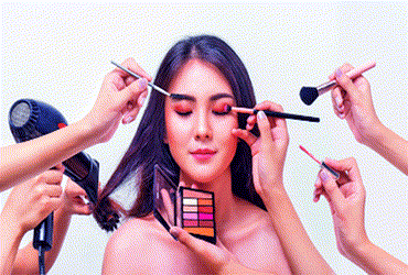 સૌંદર્યપ્રસાધનોના અતિરેક ત્વચાની વાળે દાટ | Excess of cosmetics can ...