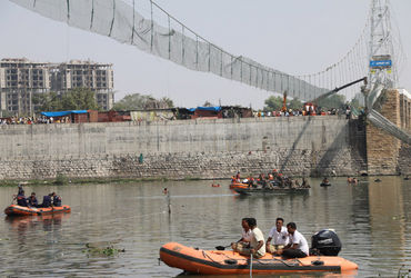 ઝુલતા પૂલ દુર્ઘટનાના એફએસએલ રિપોર્ટમાં વધુ ગંભીર બેદરકારી ખુલી | The ...