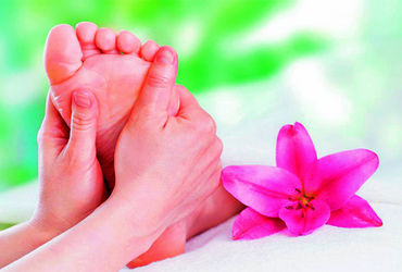 ટાઢમાં પગની પાનીની માવજત મહત્ત્વની | Foot care is important in baldness ...