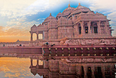 અક્ષરધામ પાંચ વર્ષથી ઓછા સમયમાં બન્યુ | Akshardham was built in less ...