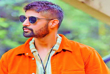 અનુજ વીરવાણી : પ્રત્યેક પાત્ર મારું કાલ્પનિક મિત્ર છે... | Anuj ...