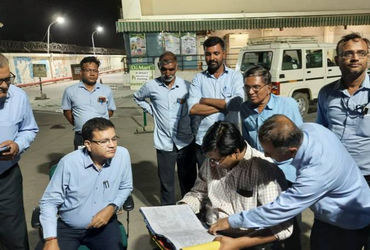 વીજ ચોરોને પકડવા મેગા ડ્રાઈવ, 397 ગેરકાયદે વીજ જોડાણ પકડાયા, 165.65 ...