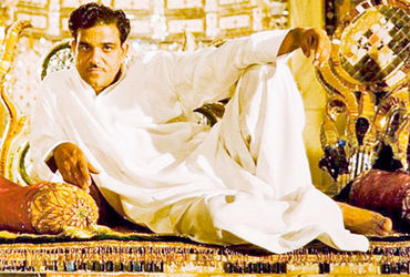 મુગલ-એ-આઝમના દિગ્દર્શક કે. આસિફની બાયોપિક બનશે | Mughal e Azam director ...