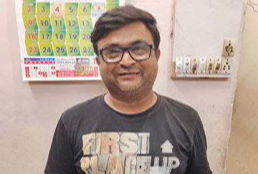 જામનગરના નવાગામ ઘેડ વિસ્તારના નામચીન દારૂના ધંધાર્થીને પાસા હેઠળ જેલમાં ...