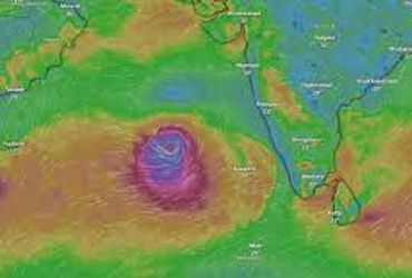 આણંદ જિલ્લામાં બપોરના સુમારે 51 કિ.મી.ની ઝડપે પવન ફૂંકાયો | A wind ...