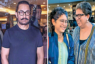 બૂક લોન્ચમાં આમિર બંને ભૂતપૂર્વ પત્નીઓ સાથે દેખાયો | Aamir appeared ...