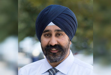 American Sikh Mayor ravi bhalla announces Congressional bid from New Jersey