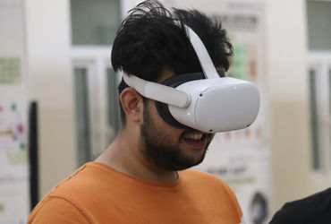 7 in 10 people own less devices than before in 2023 says report