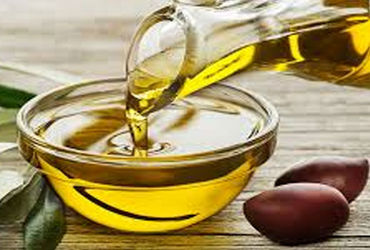 ટેન્કરમાંથી સીંગતેલની ચોરીનું કૌભાંડ પકડાયું : ચાલક ઝડપાયો | Oil theft ...