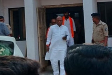 '..તારા જેવી બઉ ટોપીઓ આવી', મનસુખ વસાવા અને ચૈતર વસાવા વચ્ચે જાહેરમાં ...