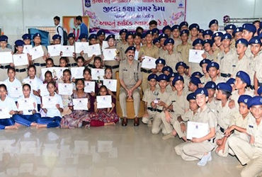 ગુજરાત રાજ્ય પોલીસ તથા જામનગર પોલીસ વિભાગની સુરક્ષા સેતુ સોસાયટીનું ...