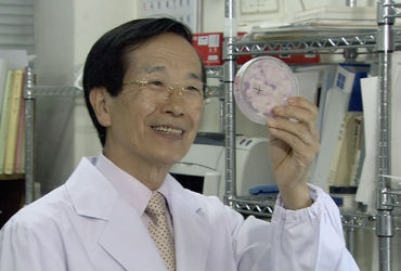 જાપાનના રસાયણ વિજ્ઞાનીએ ૧૯૭૩માં પ્રથમવાર કોલેસ્ટ્રોલની દવા શોધી હતી, 90 ...