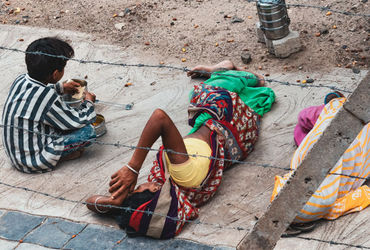 over 1 crore people face poverty in vibrant Gujarat