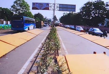 વડોદરામાં સમા તળાવ નજીક અબાકસ સર્કલ ઉપર ફ્લાય ઓવર બ્રિજ બનાવવાનું કામ ...