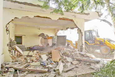 “Bull-Dozer Justice” સુપ્રિમ કોર્ટનો ચુકાદો આંતરમાળખાકીય સુવિધાઓ માટે ...