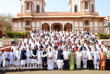 બંધારણની આઝાદીની લડાઈ ઉગ્ર બનાવવાનો કોંગ્રેસનો સંકલ્પ, અમદાવાદમાં CWCની ...