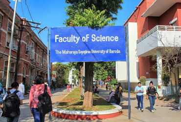 MSUની સાયન્સ ફેકલ્ટીના ત્રણ શિક્ષકો દ્વારા અભદ્ર વ્યવહાર અંગે NSUI ...