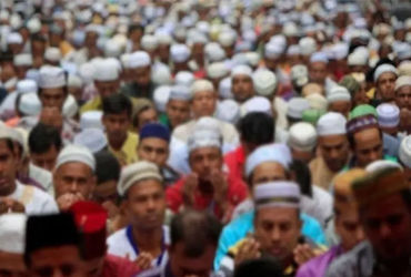 દુનિયામાં સૌથી વધુ ઝડપે મુસ્લિમોની વસતી વધી, હિન્દુ-ખ્રિસ્તીઓ પણ પાછળ ...