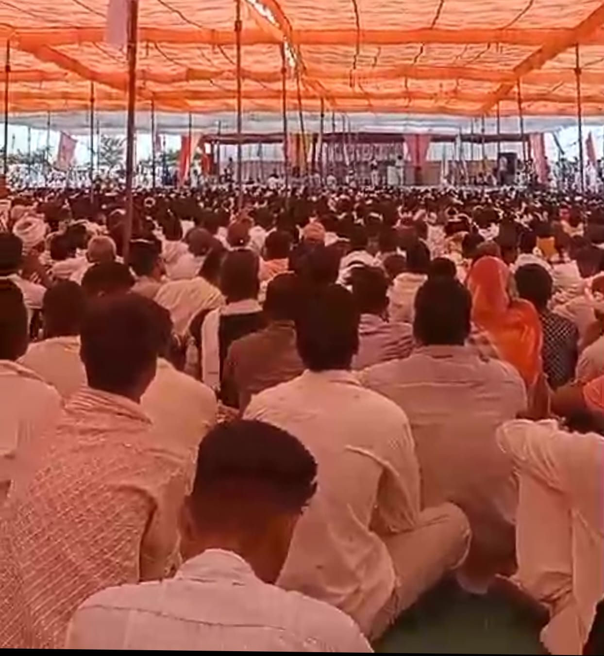 માનગઢ ધામમાં ચાર રાજ્યના આદિવાસીઓ ઉમટયા ચાર રાજ્યોના ૪૯ જિલ્લાઓને ...