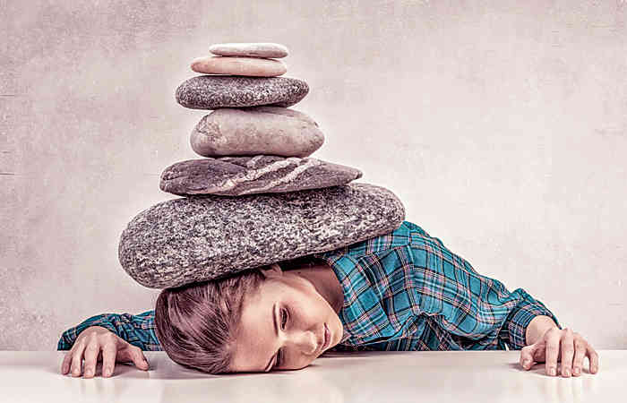 ડિપ્રેશનના કારણો, લક્ષણો અને ઉપાયો | Ravi-Purti-Columnists-15-December ...