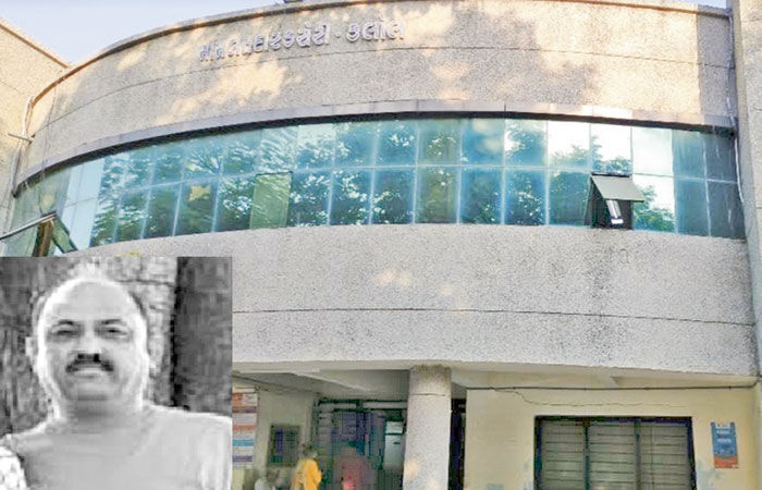 કલોલ મામલતદાર કચેરીમાં કારકુન 500ની લાંચ લેતાં રંગેહાથ ઝડપાયો | Clerk ...